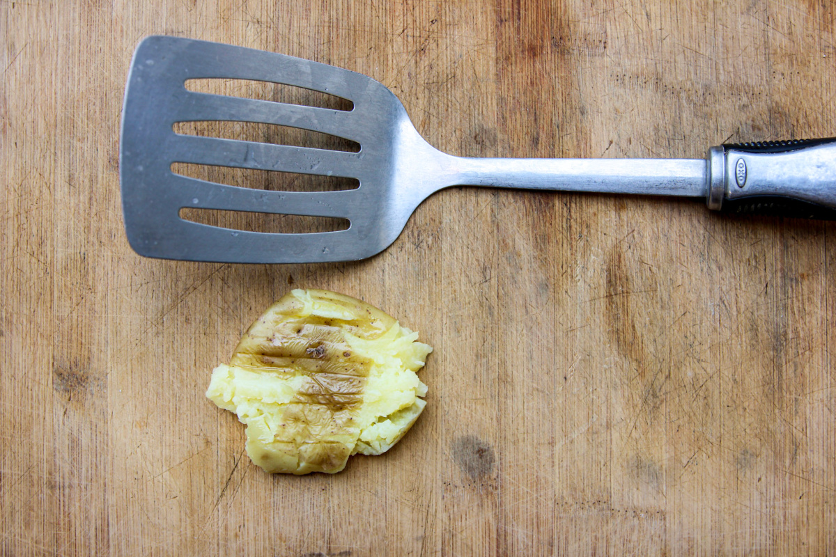 Smashed Potatoes (with resistant starch, Paleo, Whole30, Vegan ...