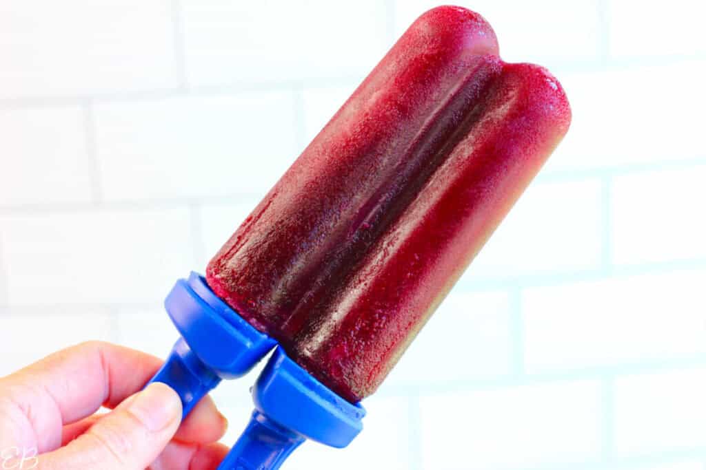 Grape Juice Popsicles, 2 ingredients - Eat Beautiful