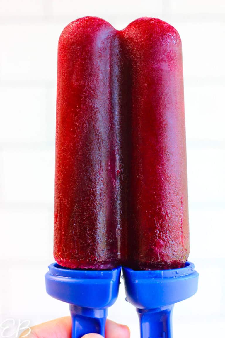 Grape Juice Popsicles, 2 ingredients - Eat Beautiful